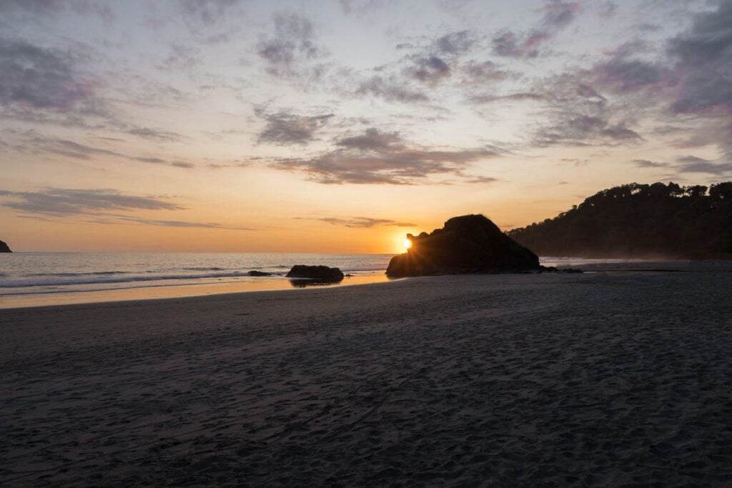 Deck the Halls at the Beach on Christmas: 16 Sunny Places for Your ...