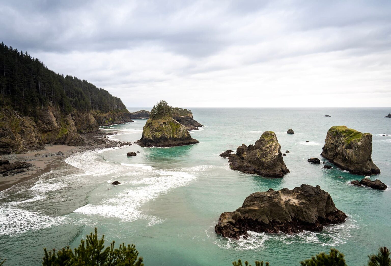 The Ultimate Guide to the 7 Wonders of Oregon - Uprooted Traveler