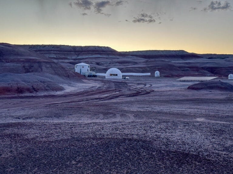 Bentonite Hills in Utah: Everything You Need to Know - Uprooted Traveler