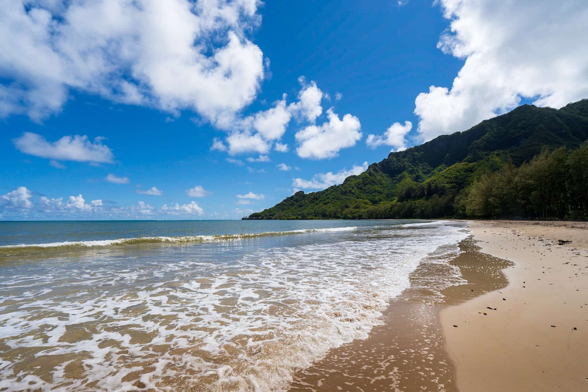 10 Best Beaches on Oahu: Everything You Need to Know - Uprooted Traveler