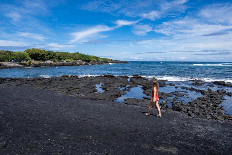 6 Incredible Black Sand Beaches Near Hilo on the Big Island of Hawaii ...