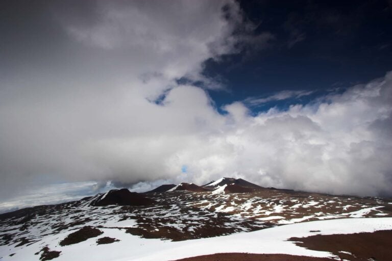 Does it Snow in Hawaii? Everything You Need to Know - Uprooted Traveler