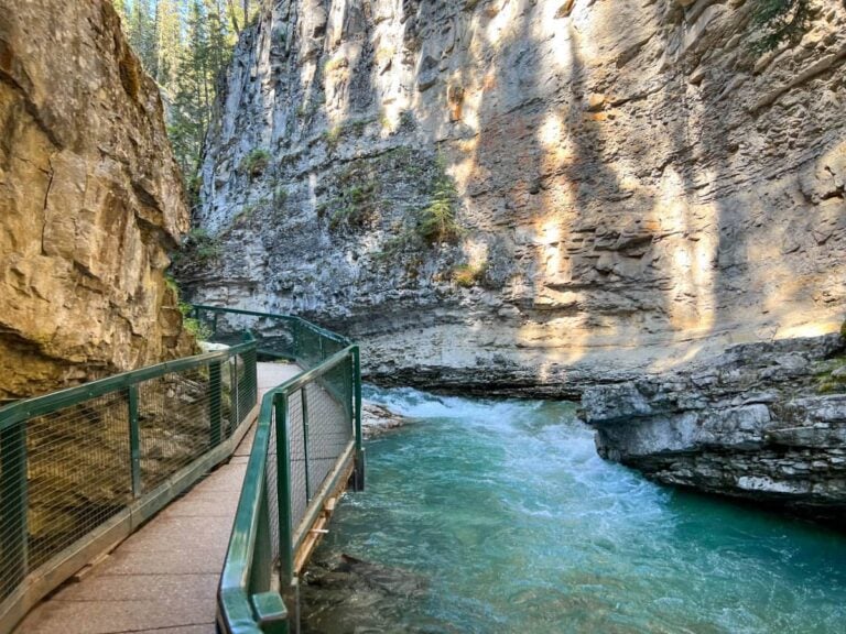 Johnston Canyon Trail: The Most Beautiful Waterfall Hike in Banff ...