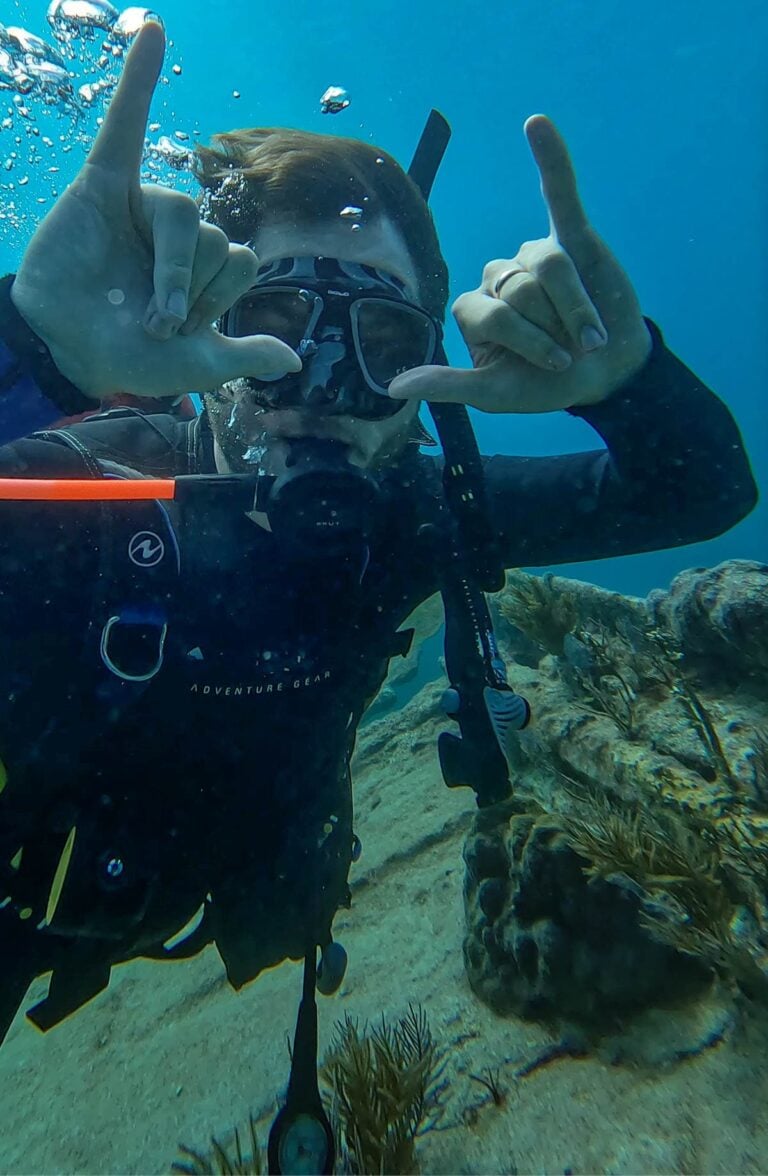 Key Largo Scuba Diving: Everything You Need to Know - Uprooted Traveler