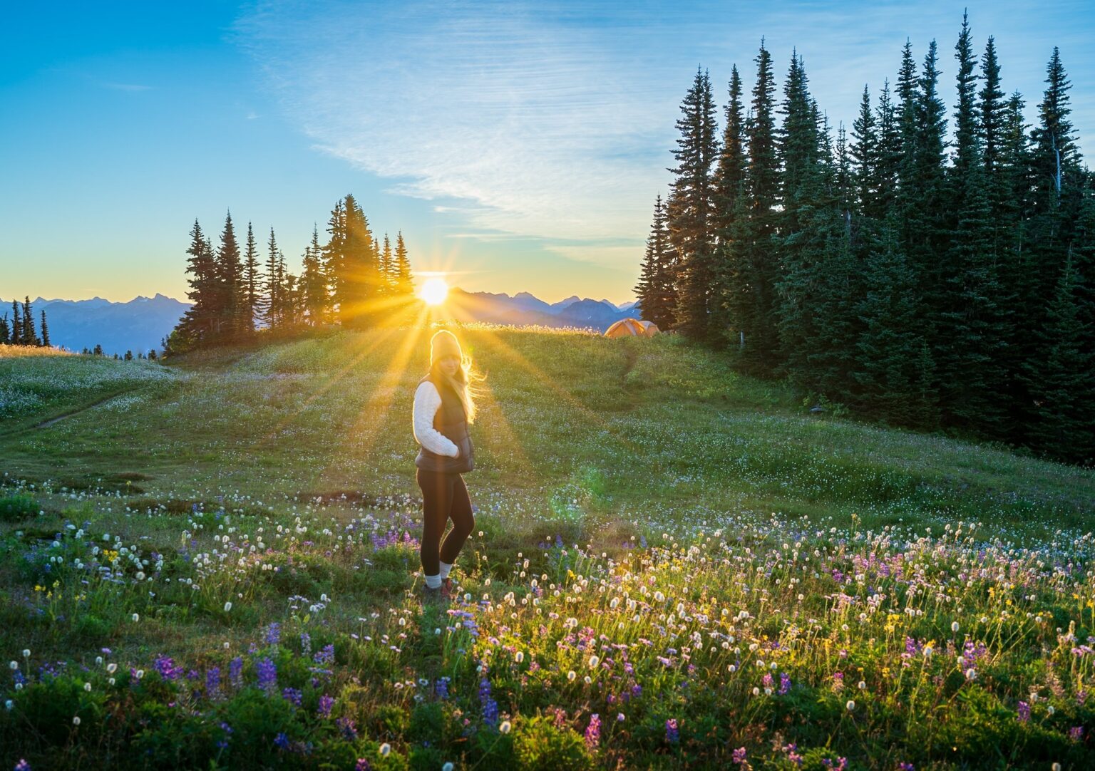 Skyline Divide: The Most Beautiful Day Hike (or Backpacking Trip!) in ...