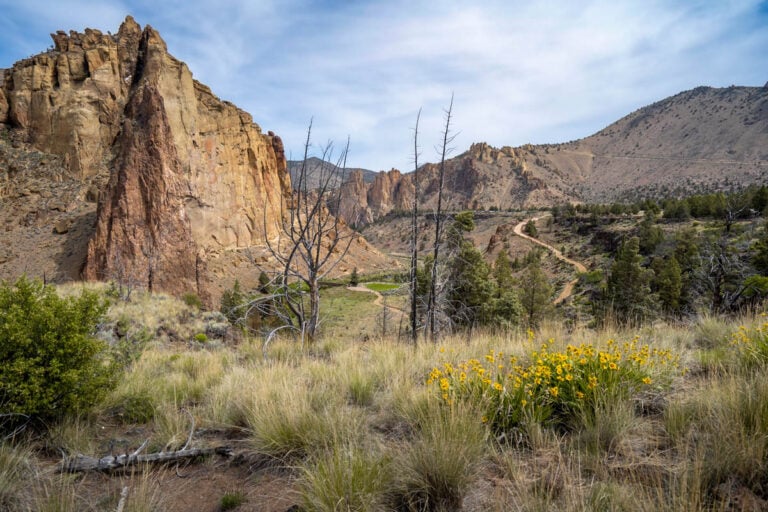 5 Unmissable Smith Rock State Park Hikes - Uprooted Traveler
