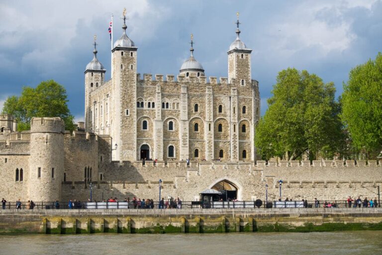 Visiting the Tower of London: A Complete Guide for 2025 - Uprooted Traveler